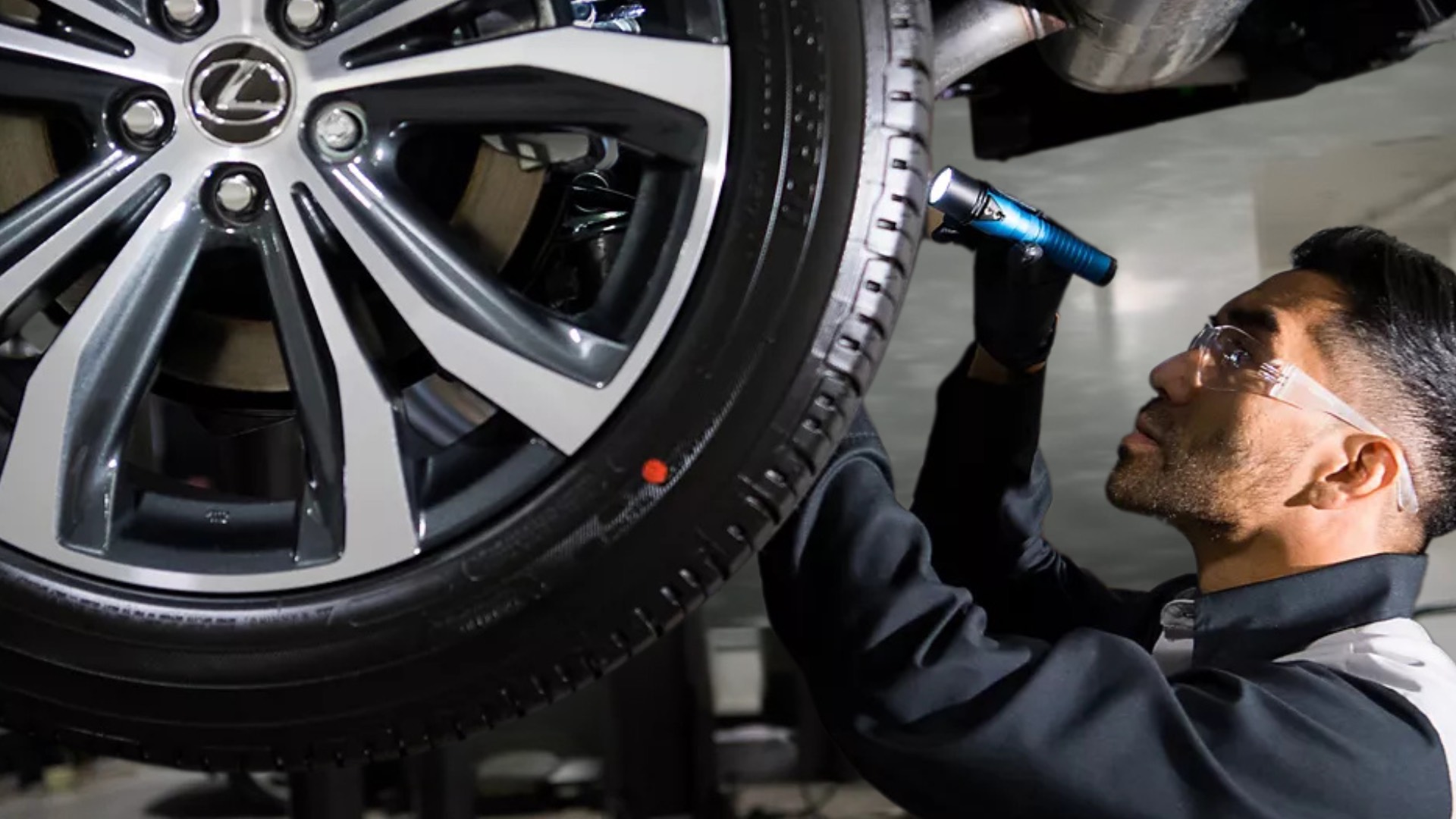 Top 5 Reasons to Choose a Lexus Mechanic in Las Vegas Over a Dealership ...
